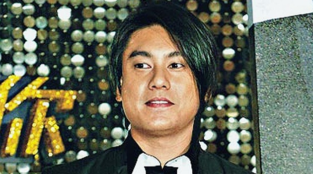 Penuh Air Mata, Ken Zhu F4 Akhirnya Resmi Lamar Sang Kekasih di Hari Ultah