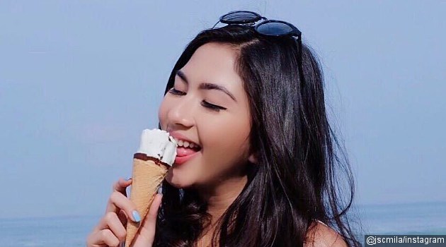 Foto Bareng Sahabat, Jessica Mila Pamer Paha Mulus