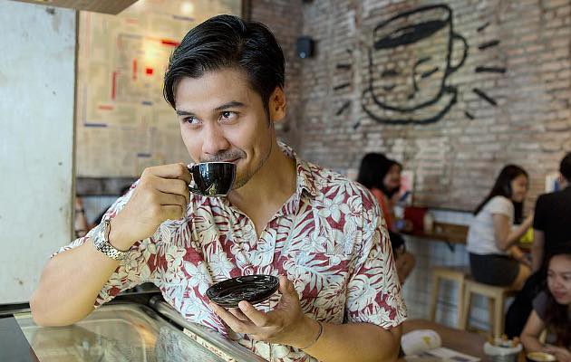 Chico Jericho Akan Rasakan Hebohnya Istri Lahiran di Film 'Bukaan Delapan'