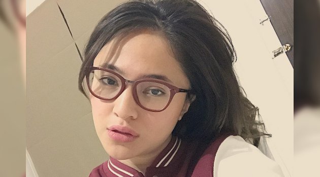 Kencan Bareng Pacar Baru, Paha Besar Marshanda Ini Malah Bikin Gagal Fokus