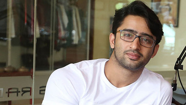 Tak Ajak Ayu Ting Ting Saat Selfie Bareng Raffi Ahmad, Shaheer Sheikh ...