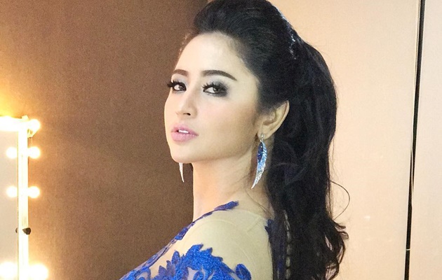 Habiskan Ratusan Juta, Sebanyak Inikah Hasil Operasi Sedot Lemak Dewi ...