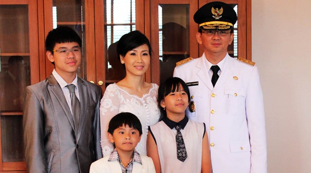 Unjuk Gigi, Begini Kerennya Istri Ahok Main Cello Bareng Twilite Orchestra