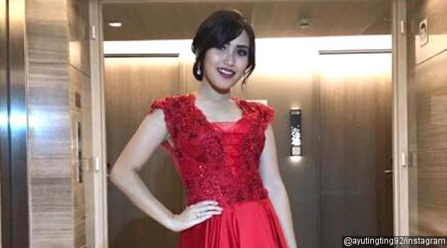 Pakai Gaun Merah Nan Seksi, Belahan Dada Ayu Ting Ting Disindir Palsu