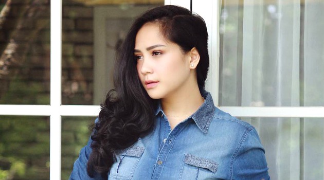 Paha Nagita Ngintip Saat Duduk, Jahatnya Haters Ejek Pamer Aurat