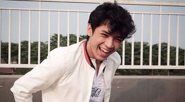 Anak Tak Diakui, Istri Pesinetron 'Roman Picisan' Elryan Carlen Pamer ...