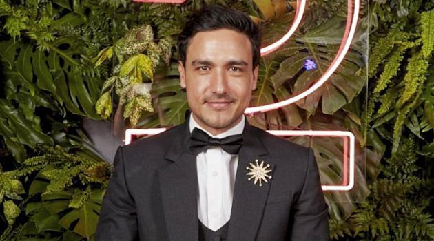 Bukan Raisa, Netter Iri Lihat Wanita Ini Elus Manja Wajah Hamish Daud