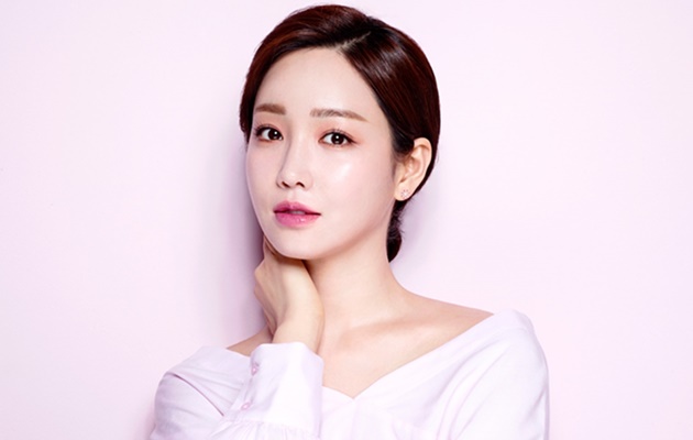 Memukau di 'Father is Strange', Lee Yoo Ri Siap Jadi Cameo 'Strongest ...