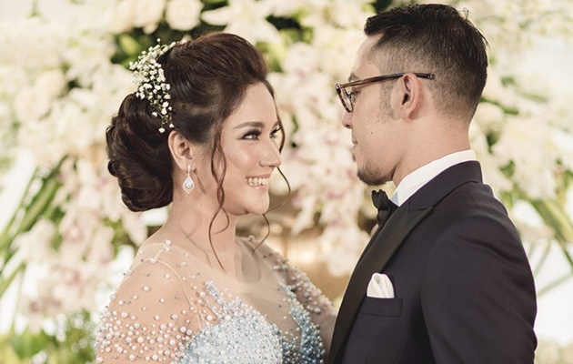 Pernikahan Serba Angka 8, Pesinetron Fitri Ayu Tampil Cantik dalam ...