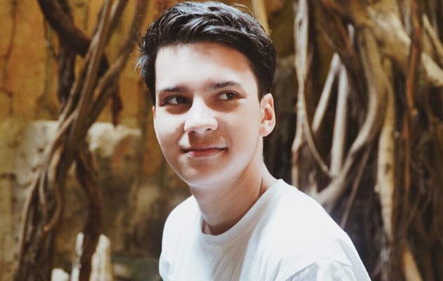 Endy Arfian Lebih Cocok Jadi Pemeran Utama Dibanding Zikri Daulay di ...