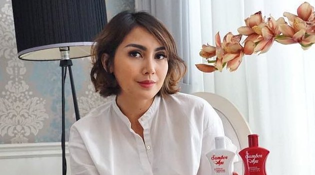 Berhenti dari 'Insert' dan Berhijab, Fenita Arie Siap Tampil di Acara ...