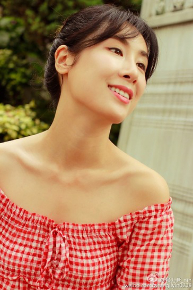 Miris, Ternyata Ini Alasan Zhang Li Yin Bertahan di SM Walau 'Diabaikan'