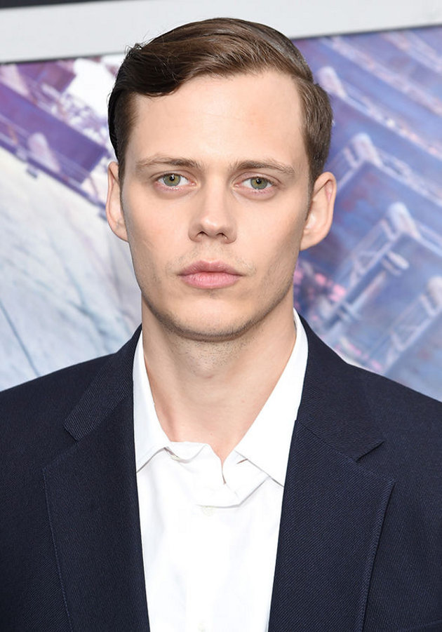 Tampil Mengerikan di Film 'It', Badut Pennywise Ternyata Aslinya Tampan ...