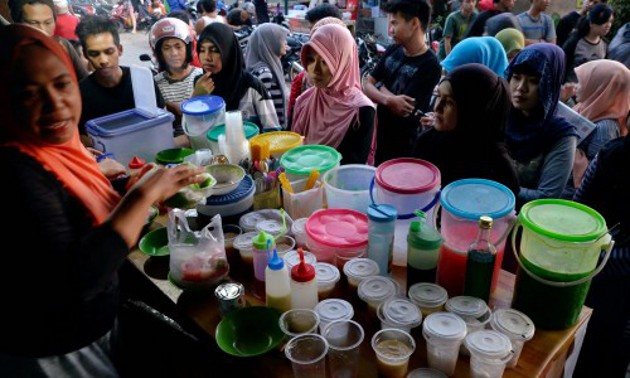 Bikin Hidup Susah, 6 Jenis Gengsi Ini Sering Kamu Lakukan