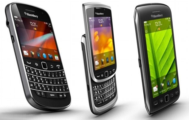 Dua Handset BlackBerry Bold Terbaru Dibekali Sistem 'Dompet Mobile'