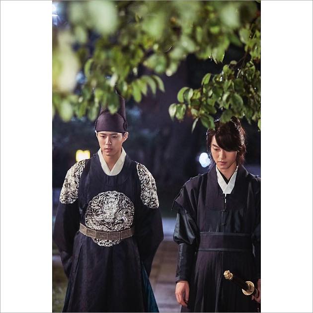 Ditinggal Kim Yoo Jung, Park Bo Gum Pasang Wajah Sedih di 'Moonlight'