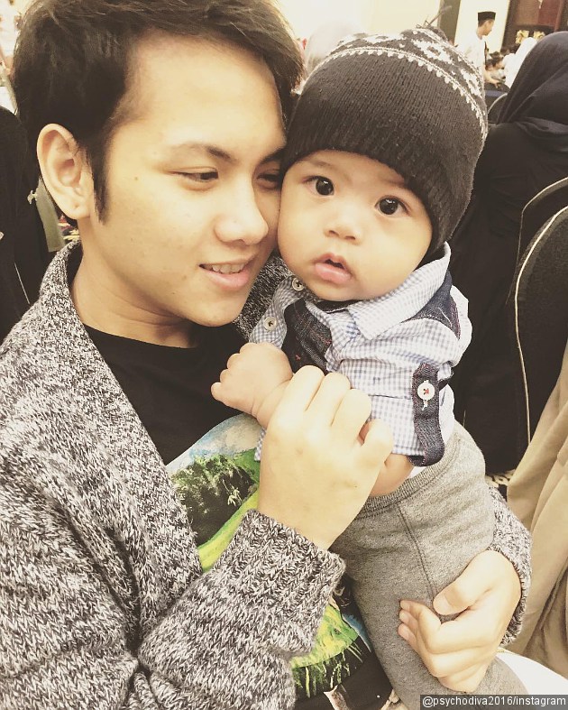 Evelyn Keibuan Saat Gendong Anak, Aming Makin Doakan Istrinya Segera Hamil