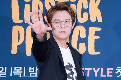 Tony Ahn: Berita, Foto, Video, Lirik Lagu, Profil & Bio | Halaman Utama ...