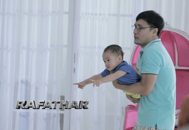 Sudah Mulai Syuting, Serunya Rafathar Belajar 'Terbang' Demi Jadi Superhero