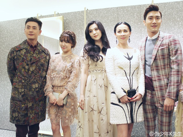 Siwon SuJu dan Tiffany SNSD Hadiri Pembukaan Toko 'Valentino' Hong Kong
