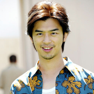 Bolin Chen: Berita, Foto, Video, Lirik Lagu, Profil & Bio | Halaman ...