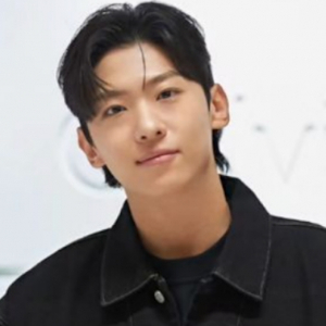 Dex: Berita, Foto, Video, Lirik Lagu, Profil & Bio | Halaman Utama Dex ...