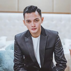 Dory Harsa: Berita, Foto, Video, Lirik Lagu, Profil & Bio | Halaman ...