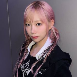 Dosie: Berita, Foto, Video, Lirik Lagu, Profil & Bio | Halaman Utama ...