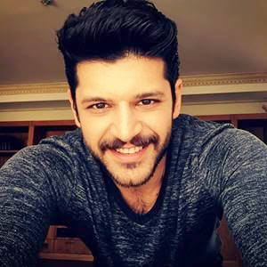Emre Kivilcim: Berita, Foto, Video, Lirik Lagu, Profil & Bio | Halaman ...