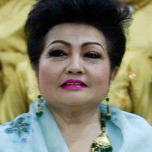 Profil Ernie Djohan yaitu Biodata, Profil Pribadi & Data Keluarga ...