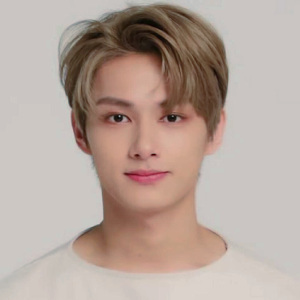 Jun: Berita, Foto, Video, Lirik Lagu, Profil & Bio | Halaman Utama Jun ...