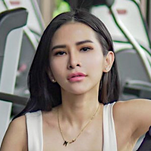 Profil Maria Vania yaitu Biodata, Profil Pribadi & Data Keluarga ...