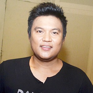 Posan Tobing: Berita, Foto, Video, Lirik Lagu, Profil & Bio | Halaman ...