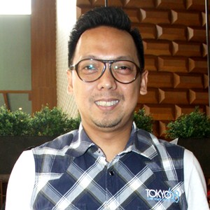 Profil Udjo yaitu Biodata, Profil Pribadi & Data Keluarga - WowKeren.com