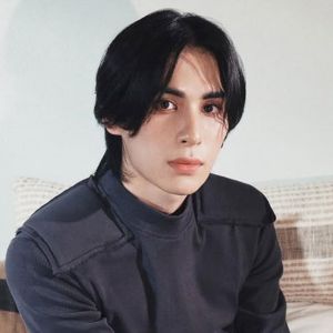 Yoo Taeyang: Berita, Foto, Video, Lirik Lagu, Profil & Bio | Halaman ...